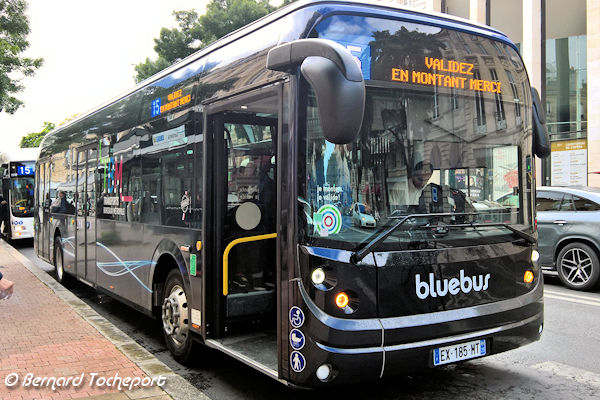 Bordeaux essai du Bus électrique Bluebus version 12 mètres | photo ...